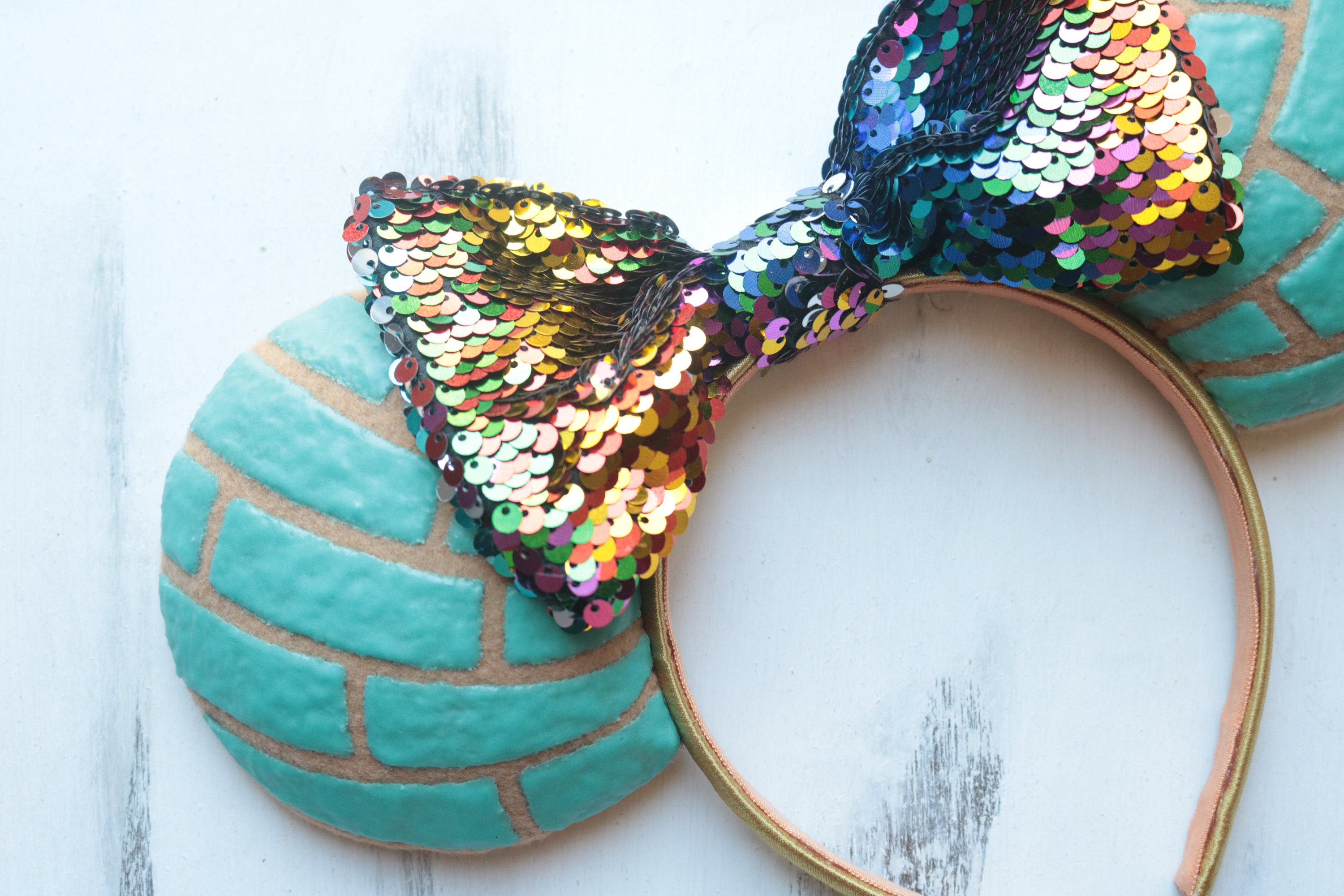 Mint Concha Minnie Ears, Food Minnie Ears, Pan Dulce Ears, Concha ...