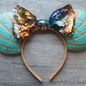 Mint Concha Minnie Ears, Food Minnie Ears, Pan Dulce Ears, Concha ...
