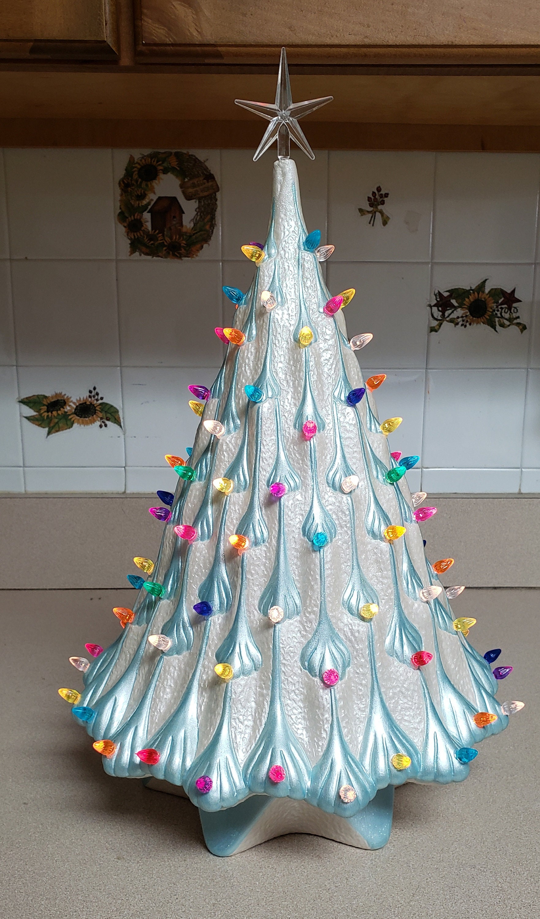 Lava Retro Tree. - Etsy