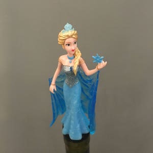 Elsa From the Movie Frozen Bottle Stopper. - Etsy