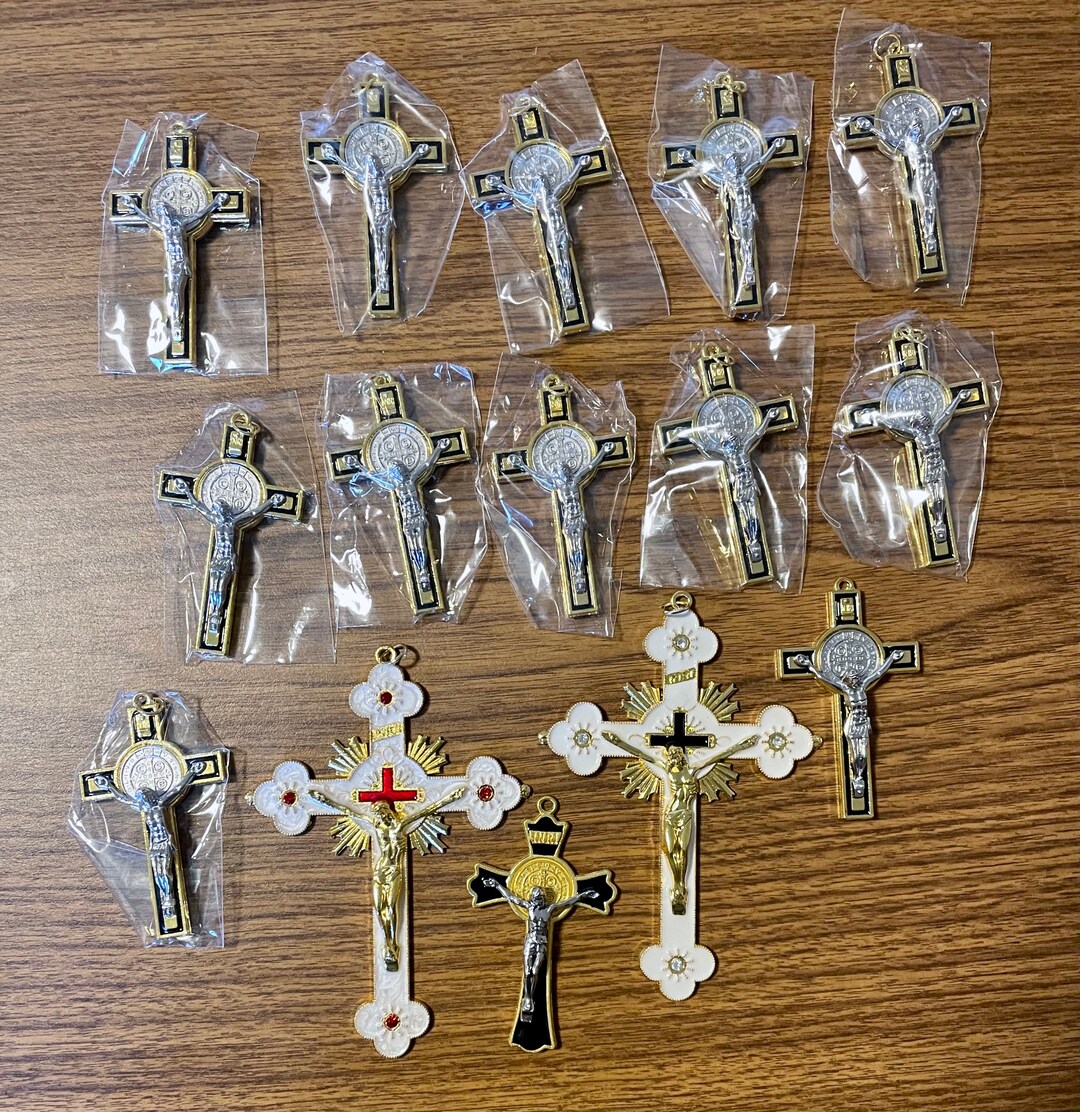 Lot of 15 Metal 3D Crucifixes for Craft - Etsy