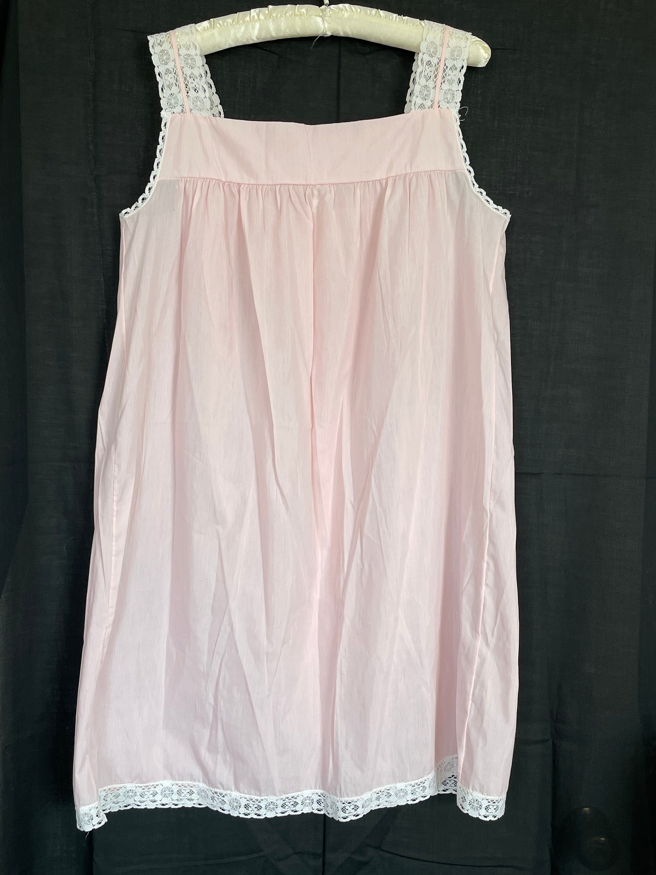 Vintage 1960s Pink Komar Nightgown Girly Lacy Nighty Loose Fitting ...