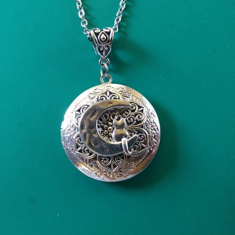 Moon Locket - Etsy