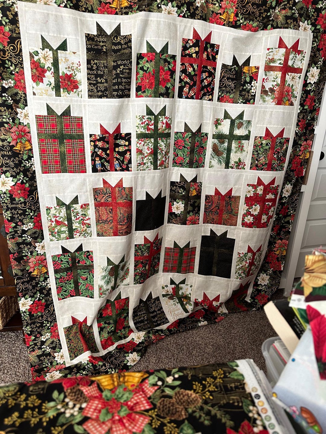 Christmas Present Quilt Kit - Etsy