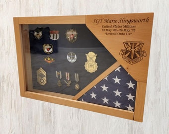 Flag Display Case With Certificate. US Flag and Certificate Display ...