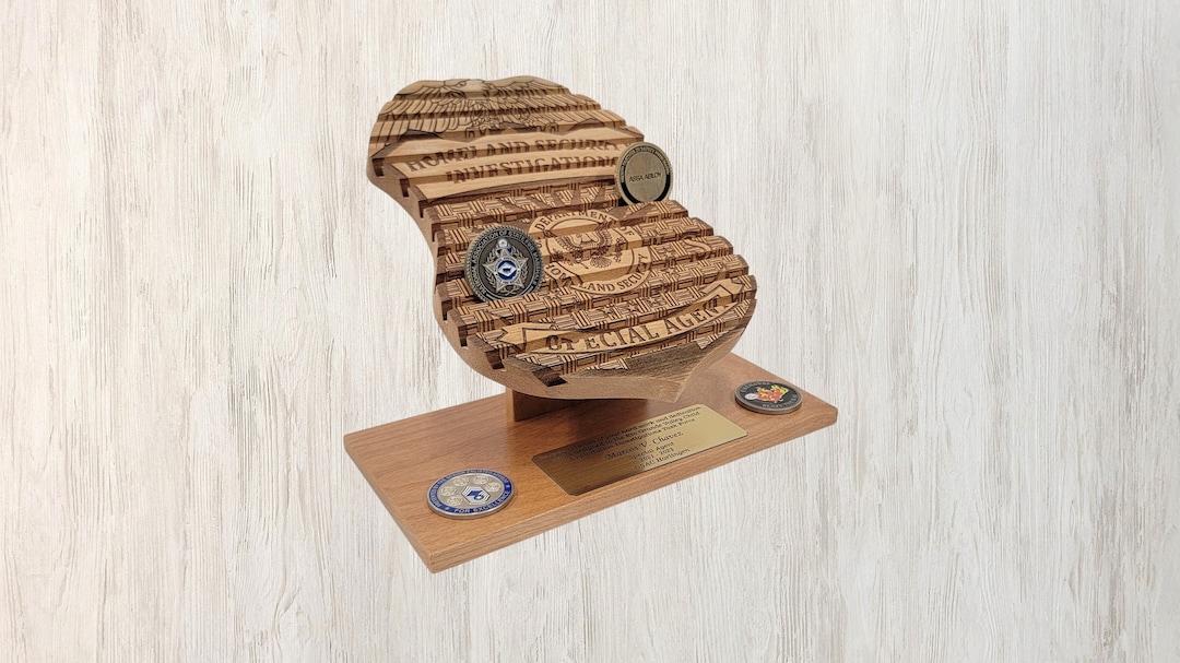 Custom HSI Badge Challenge Coin Display, Personalized Alder Wood Holder ...