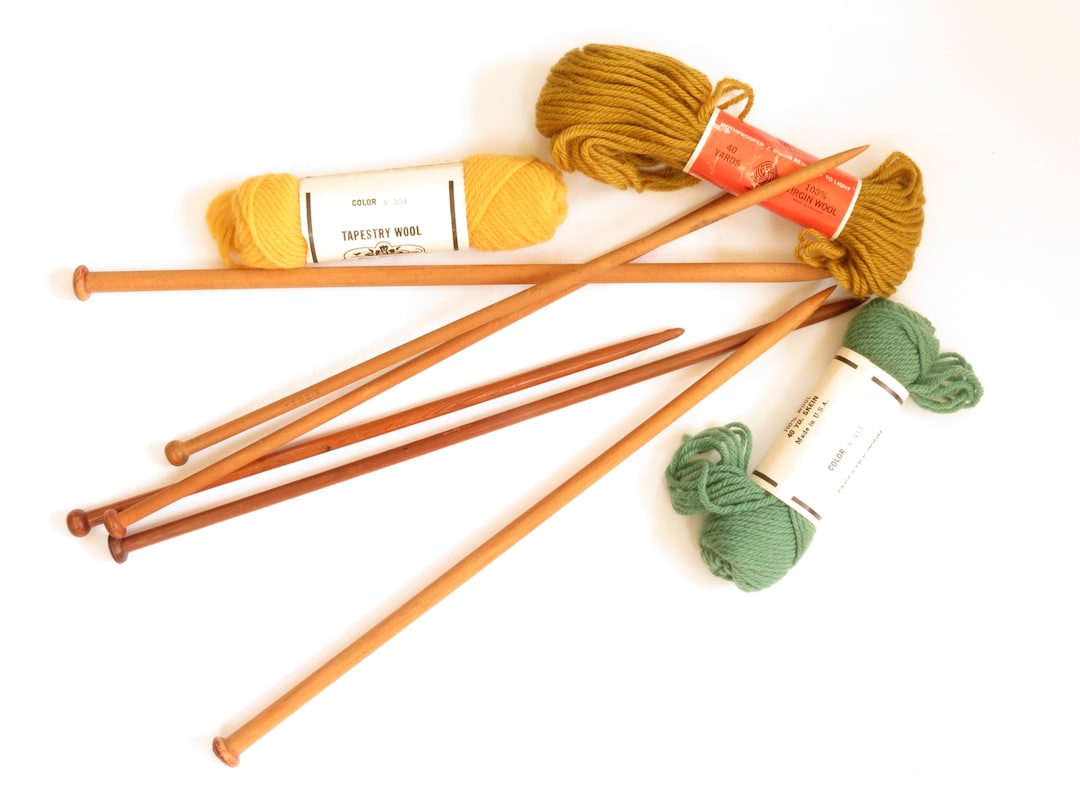 Vintage Wooden Knitting Needles and Crochet Hook - Old Knitting Needles ...