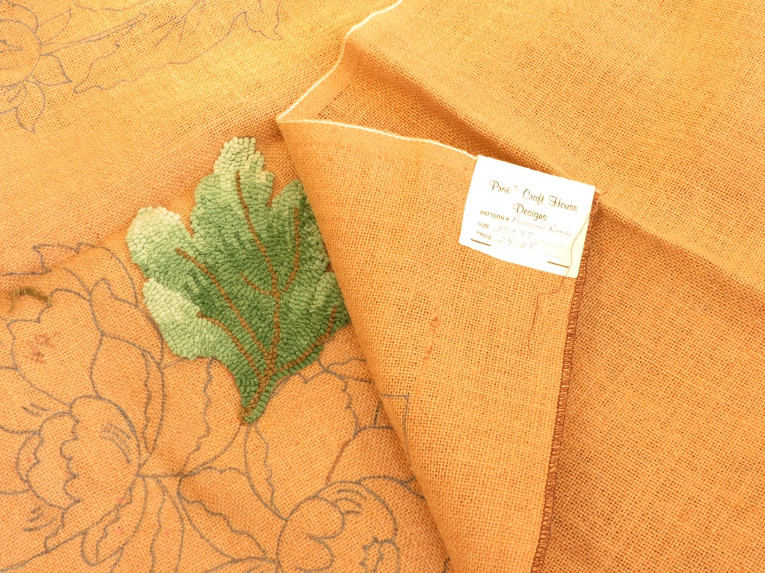 Old Hooked Rug Pattern - Vintage Hooked Rug Floral Pattern - Vintage ...