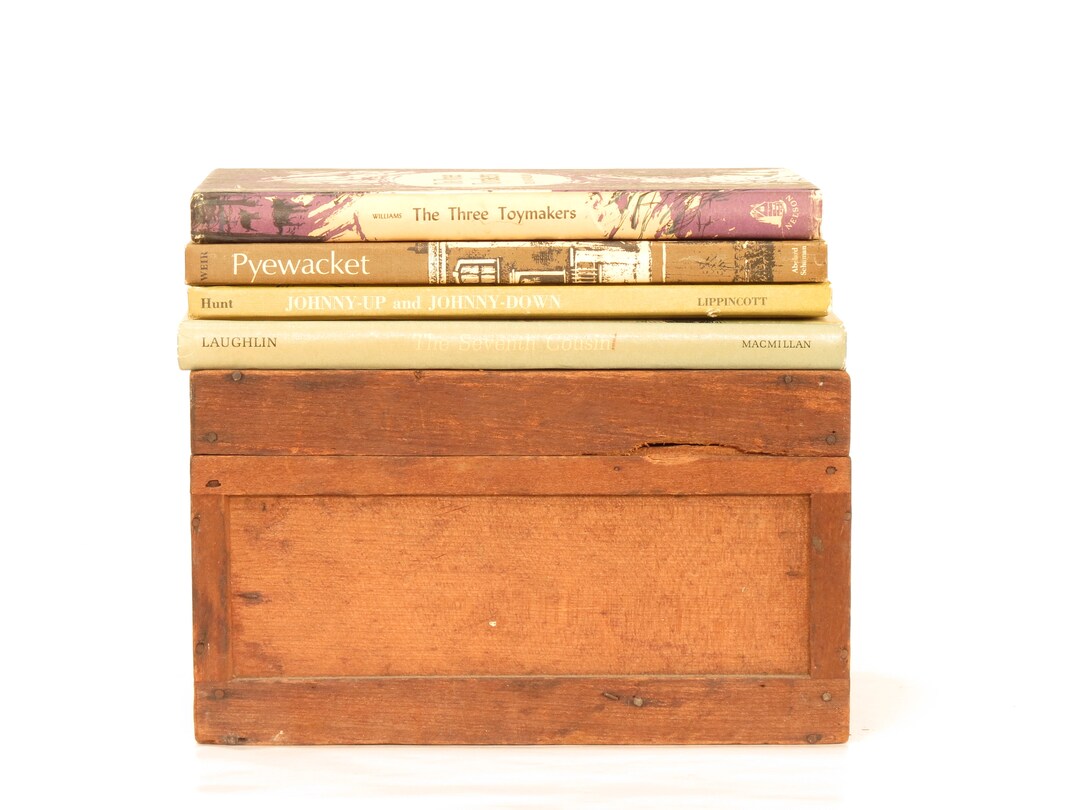 Set of 4 Vintage Children's Weekly Reader Hardcover Books - Vintage ...