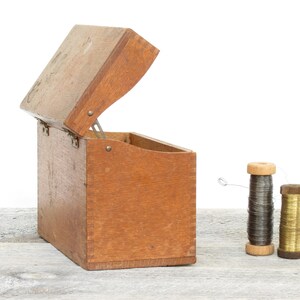 Vintage Wooden Oak Office File Box Vintage Weis Wooden Card File ...
