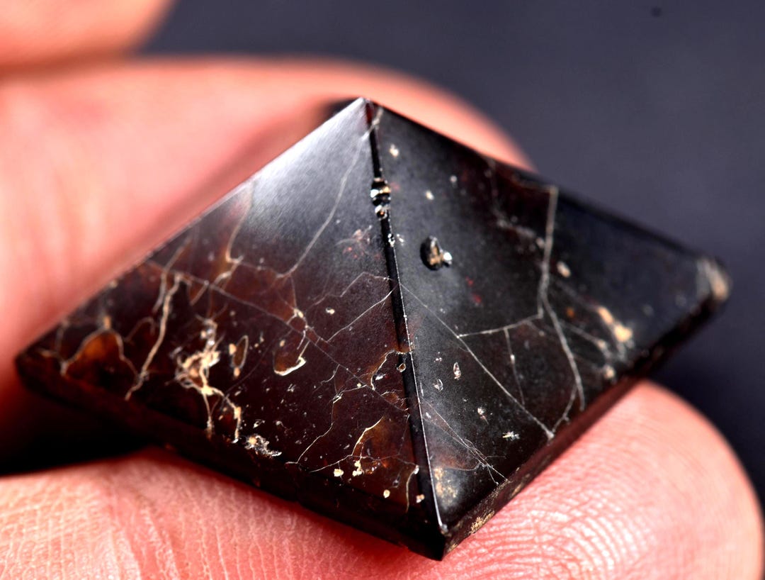 Garnet Polished Pyramid Natural Gem From India # 7942 - Etsy