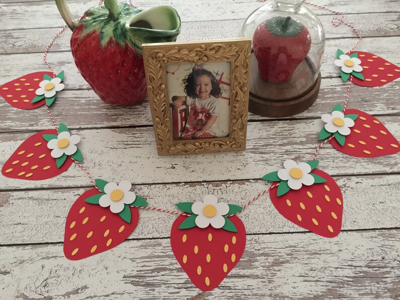 Strawberry Banner Strawberries Spring Banner Spring - Etsy