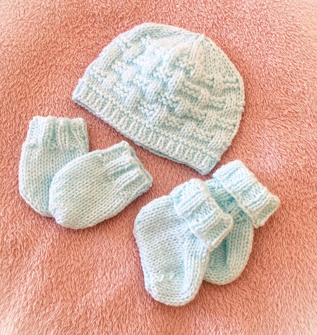 Knitting Pattern ~ Easy Weave New Baby Set / Hat , Mittens and Bootees ...
