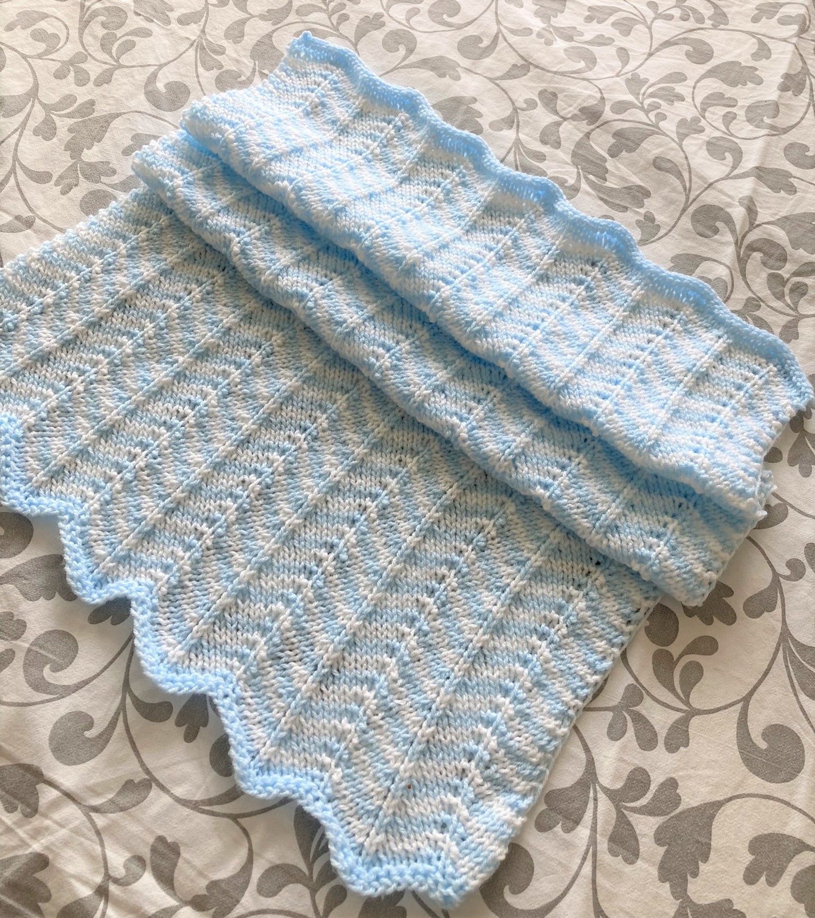 Knitting Pattern ~ Arlo Baby Blanket in DK ~ Chevron Design ~ ENGLISH ...