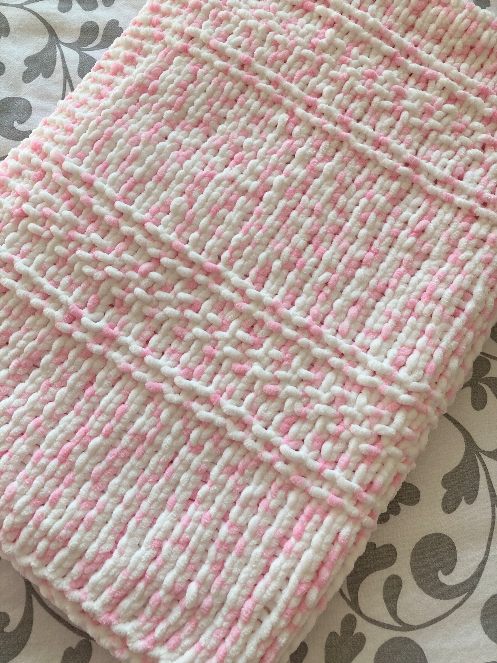 Knitting Pattern ~ Lightweight Chunky Baby Blanket ~ Easy Design ...
