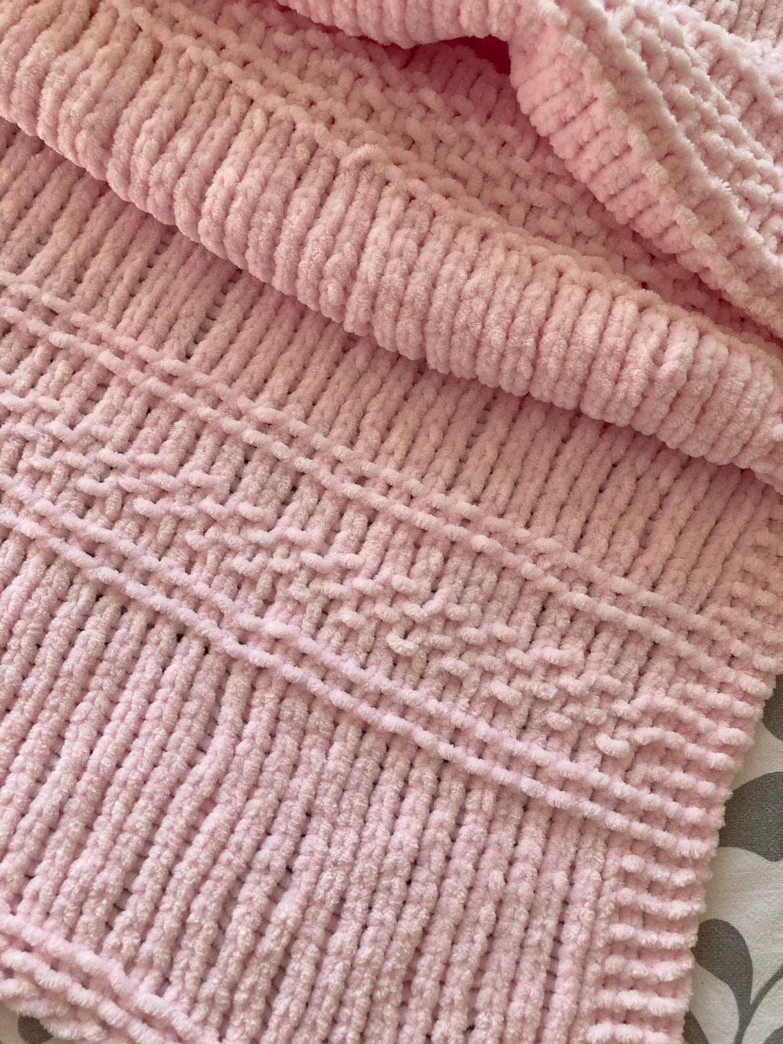 Knitting Pattern ~ Lightweight Chunky Baby Blanket ~ Easy Design ...