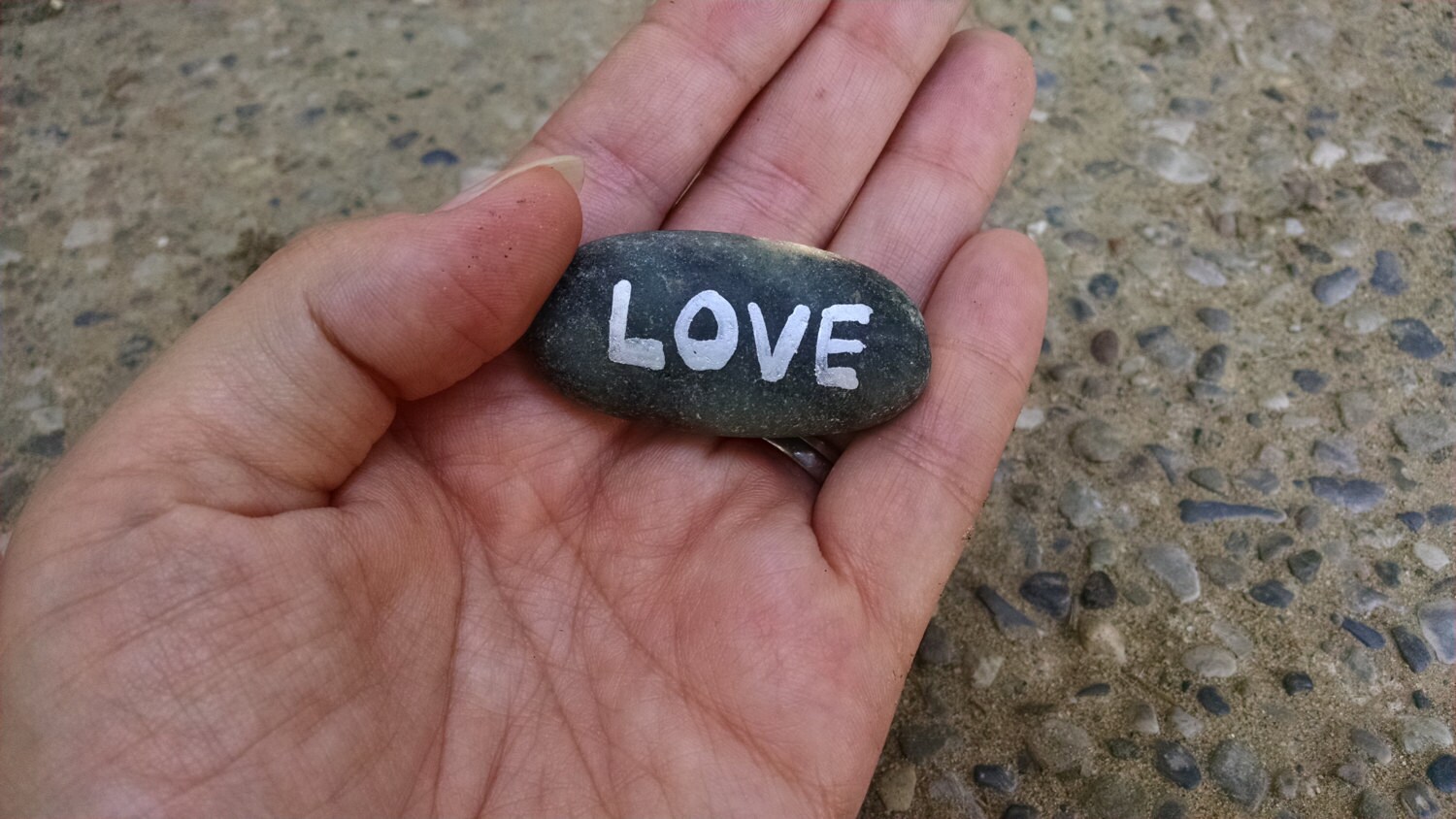Love Stone, Beach Stone Notes, Small - Etsy