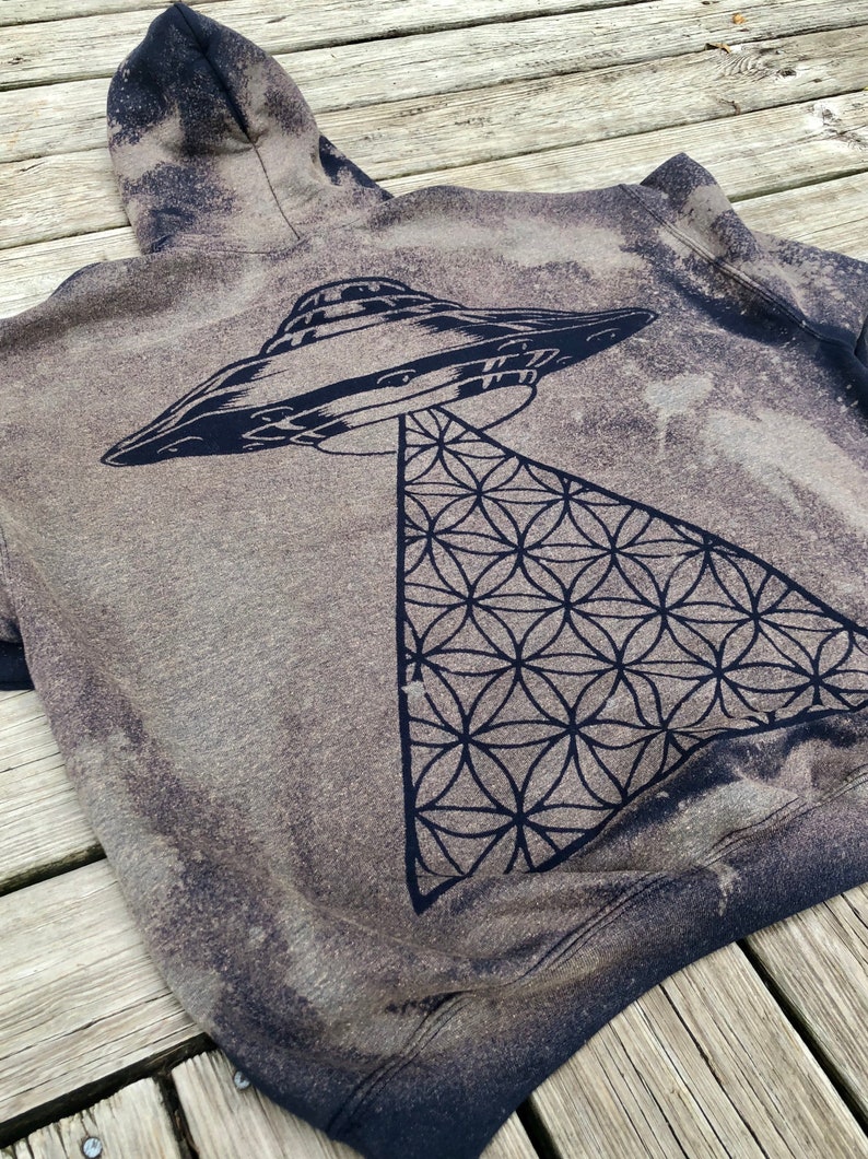 Made to Order Unisex NAVY BLUE UFO Flower of Life Slash Dyed | Etsy