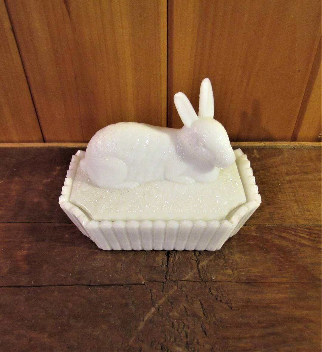 WESTMORELAND MILK GLASS Rabbit Trinket Box - Etsy