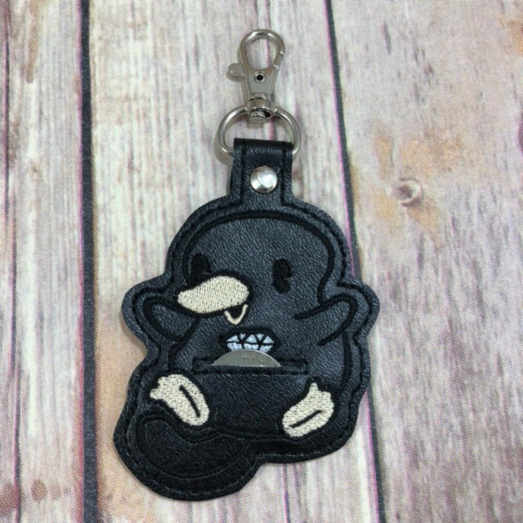 Sneaky Thief Quarter Keeper Keychain Keyfob Snaptab - Etsy