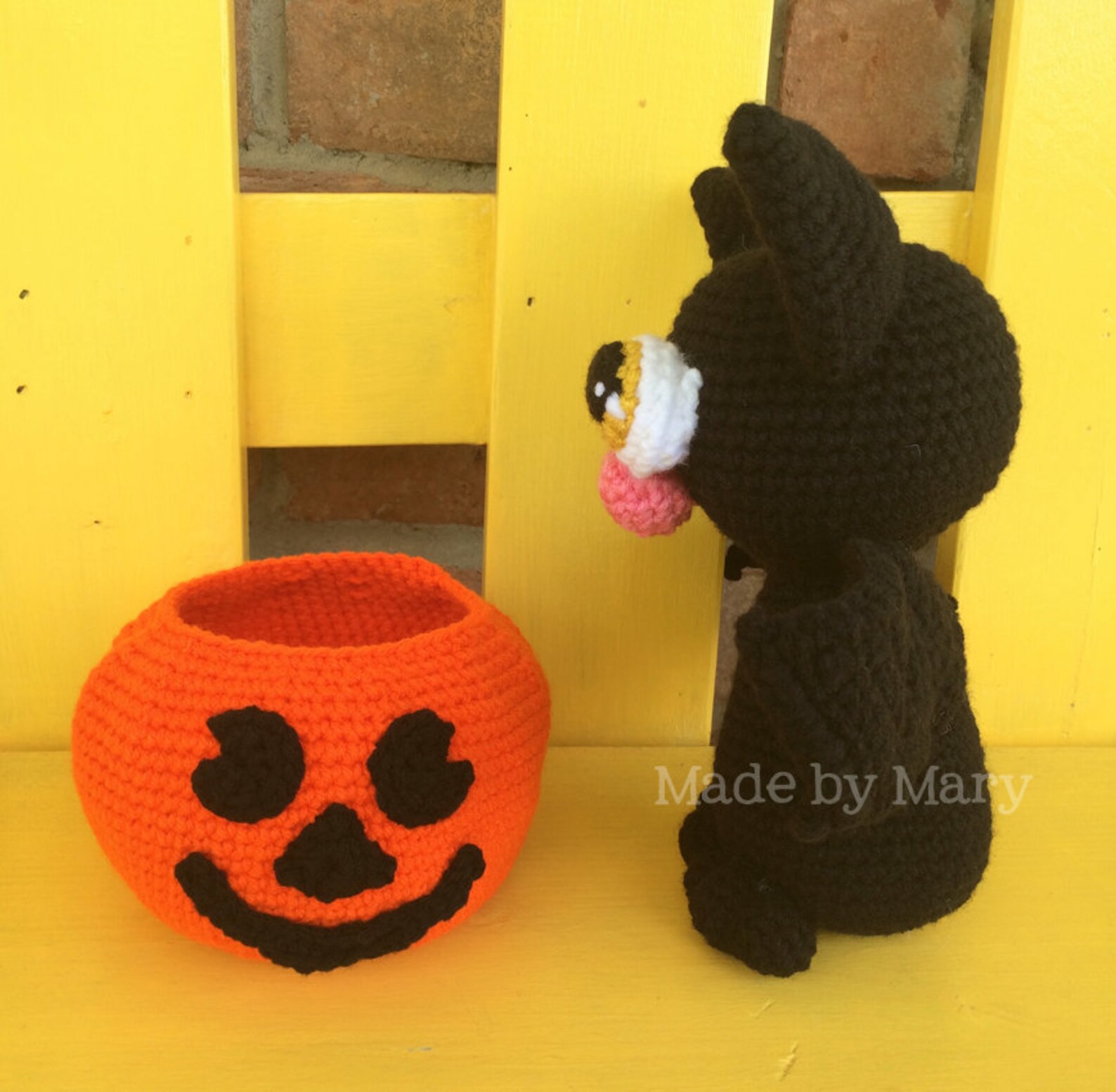 PDF PATTERN: Bat in a Pumpkin Amigurumi Pattern crochet | Etsy