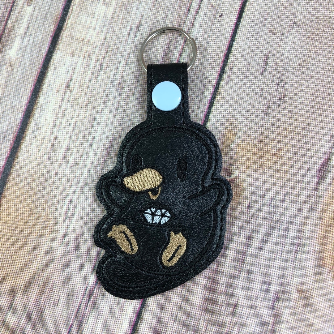 Sneaky Thief Keychain Keyfob Snaptab - Etsy