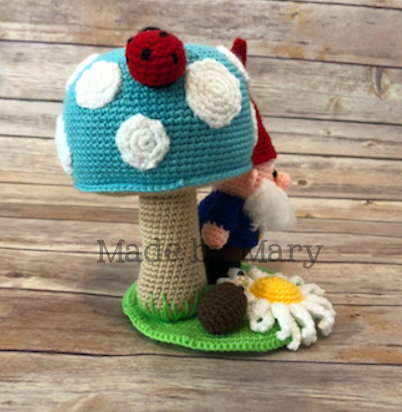PDF PATTERN: Gnome and Toadstool Amigurumi crochet Pattern - Etsy