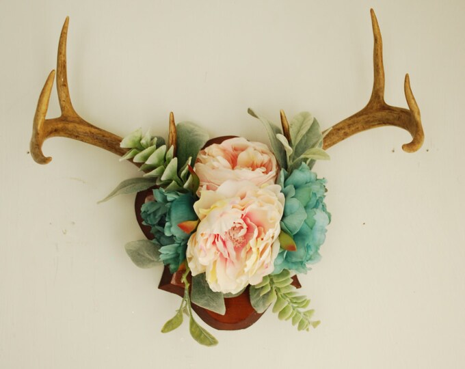 Real Vintage Floral Deer Antler Mount - Taxidermy Wall Hanging Flowers ...