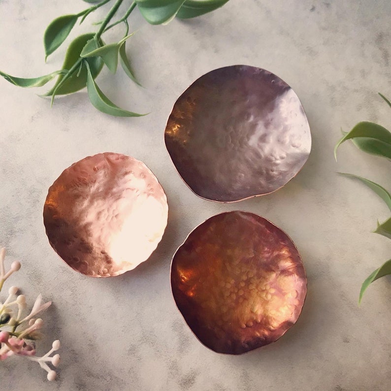 Copper hammered ring dish | Etsy