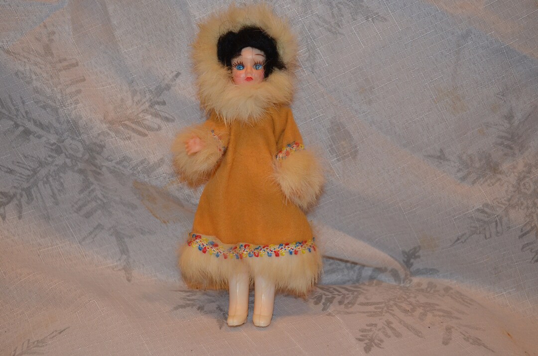 Vintage ARCO Dolls of the World Miss Alaskan Eskimo ESTADOS - Etsy España