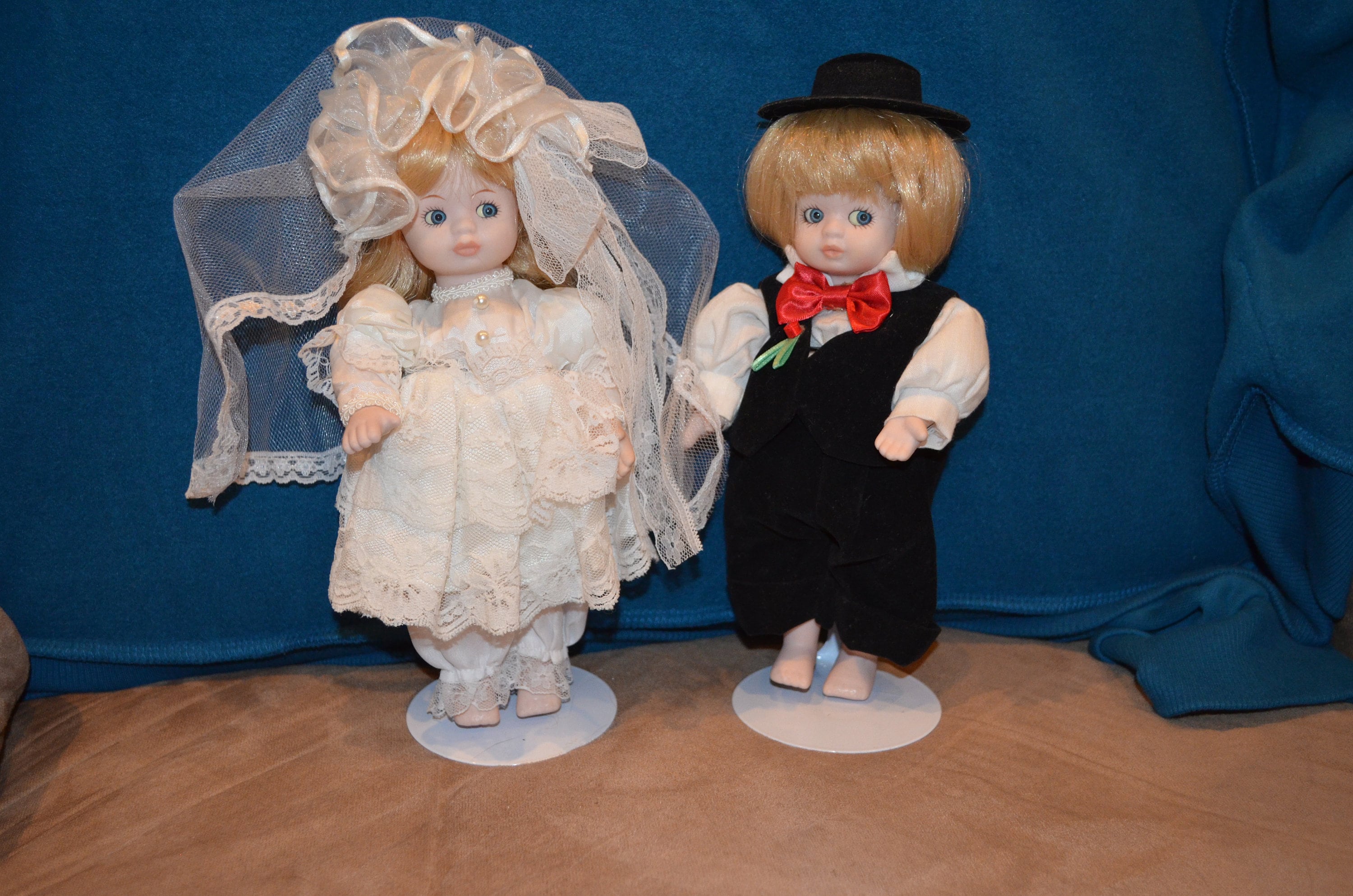 Vintage 10" Bride & Groom Porcelain Dolls - Etsy