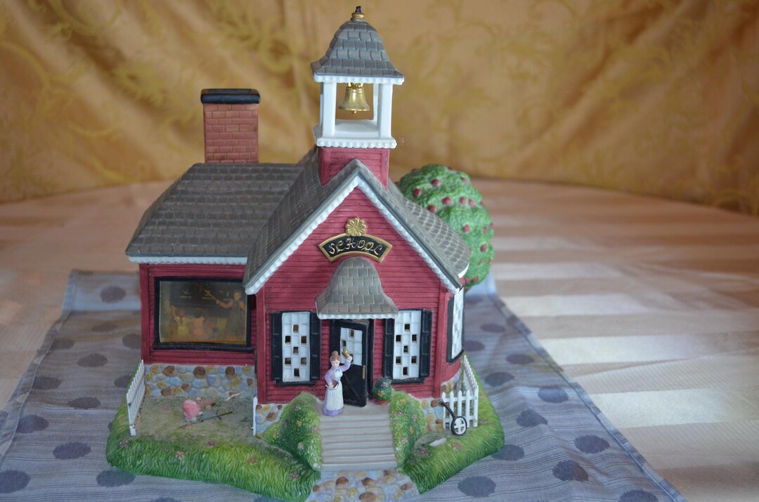 Vintage Partylite Exclusive-the School House-olde World Village #5 ...