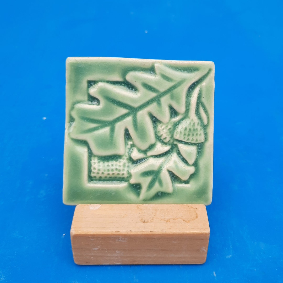Handmade Oak Leaf and Acorn Tile: Arts and Crafts Style - Etsy