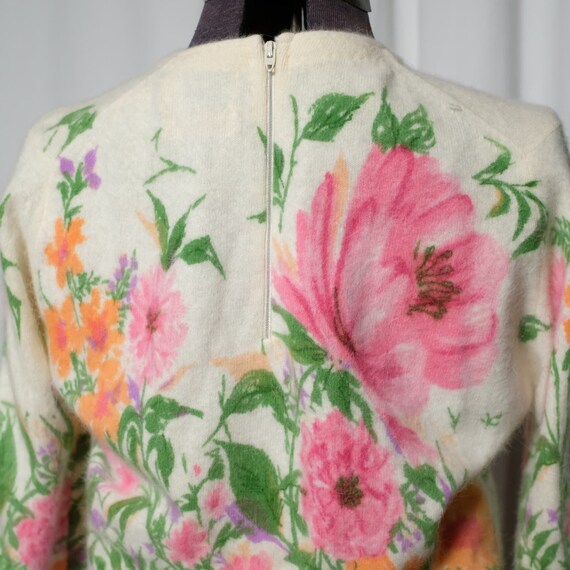 1960s Vintage Angelon by Darlene floral angora lambsw… - Gem