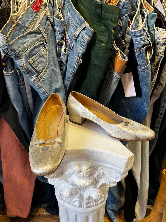 vintage 1960s metallic heels - Gem