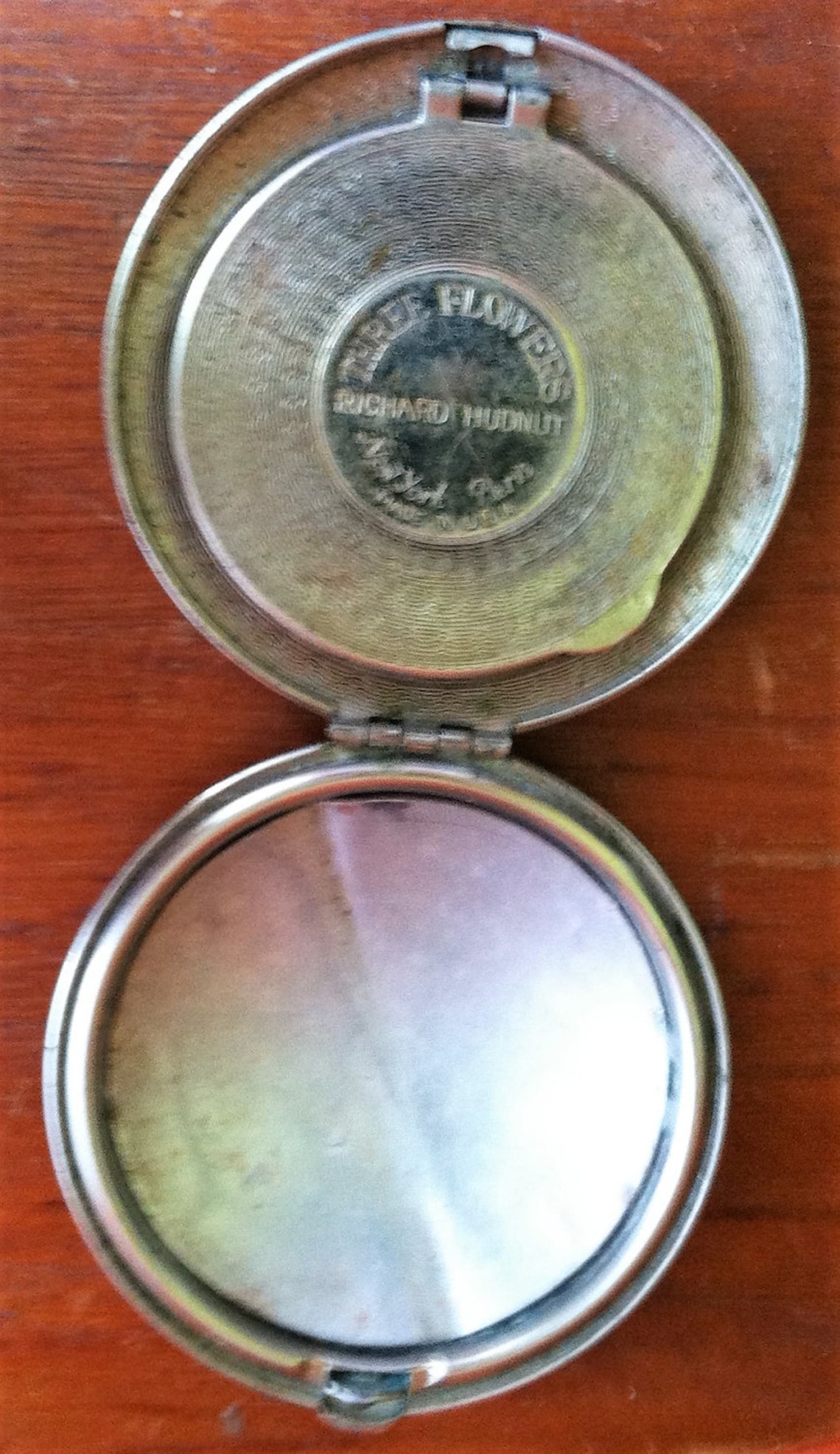 Vintage Richard Hudnut Three Flowers Tri-fold Chrome Compact - Etsy
