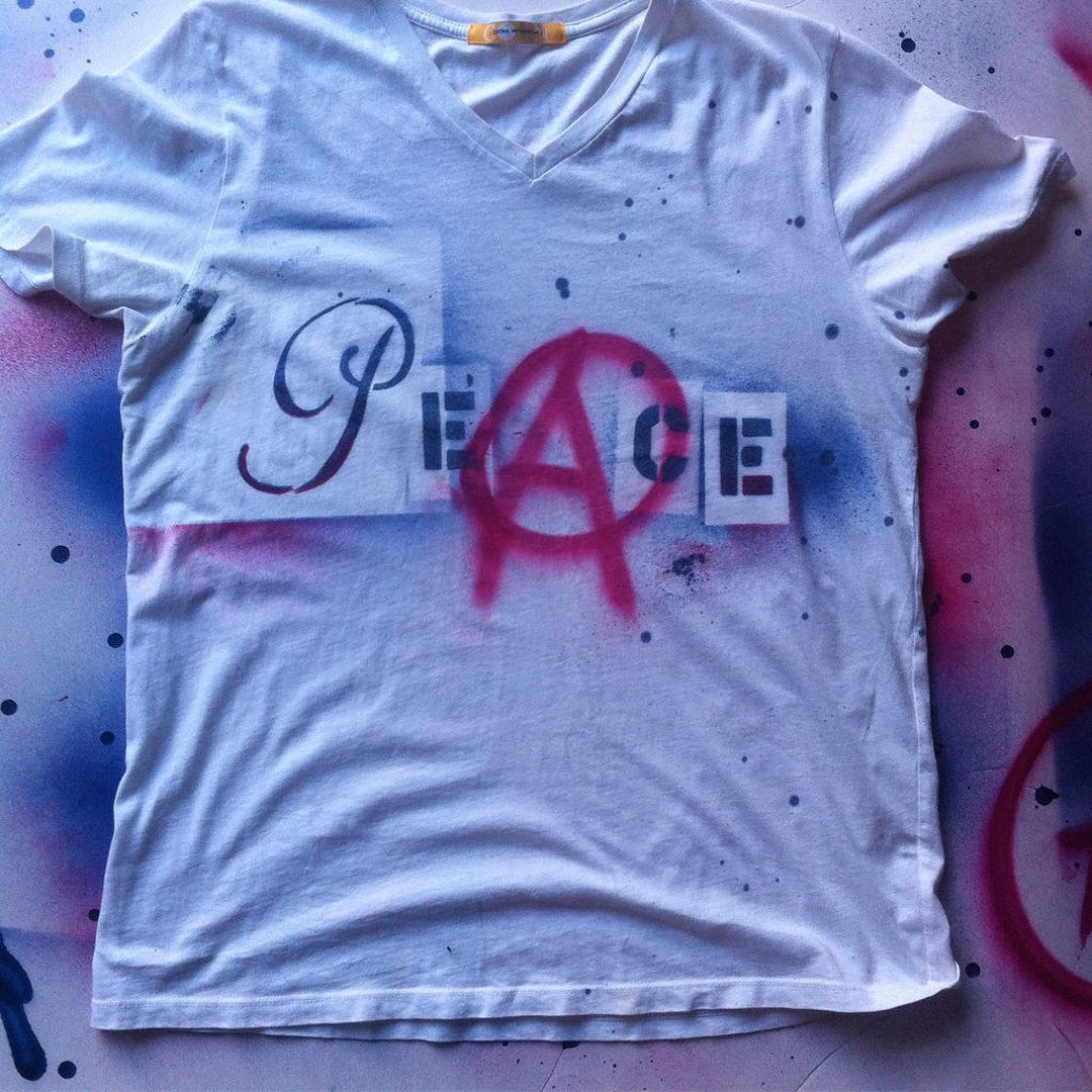 PEACE Punk Stencil Tag T-shirt - Etsy