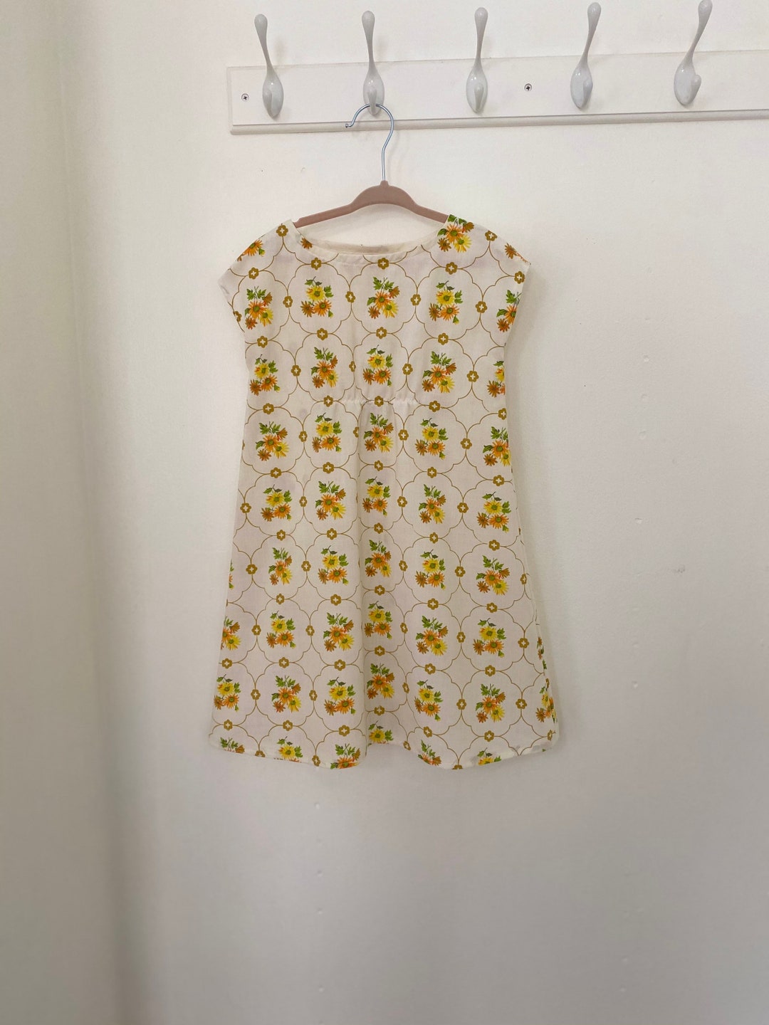 Size 5 Vintage Yellow Floral Girls Dress/frock - Etsy