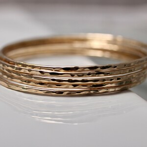 Thick Gold Bangles Set of 5 Bangle Bracelets 2mm Thick Hammered 14k ...