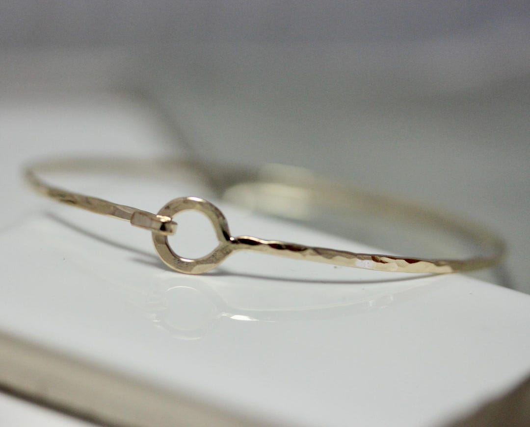 Gold Filled Bangle With Clasp Hammered 14k Gold Filled Shiny Sparkly ...