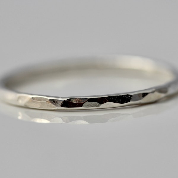 Thin Hammered Ring - Etsy