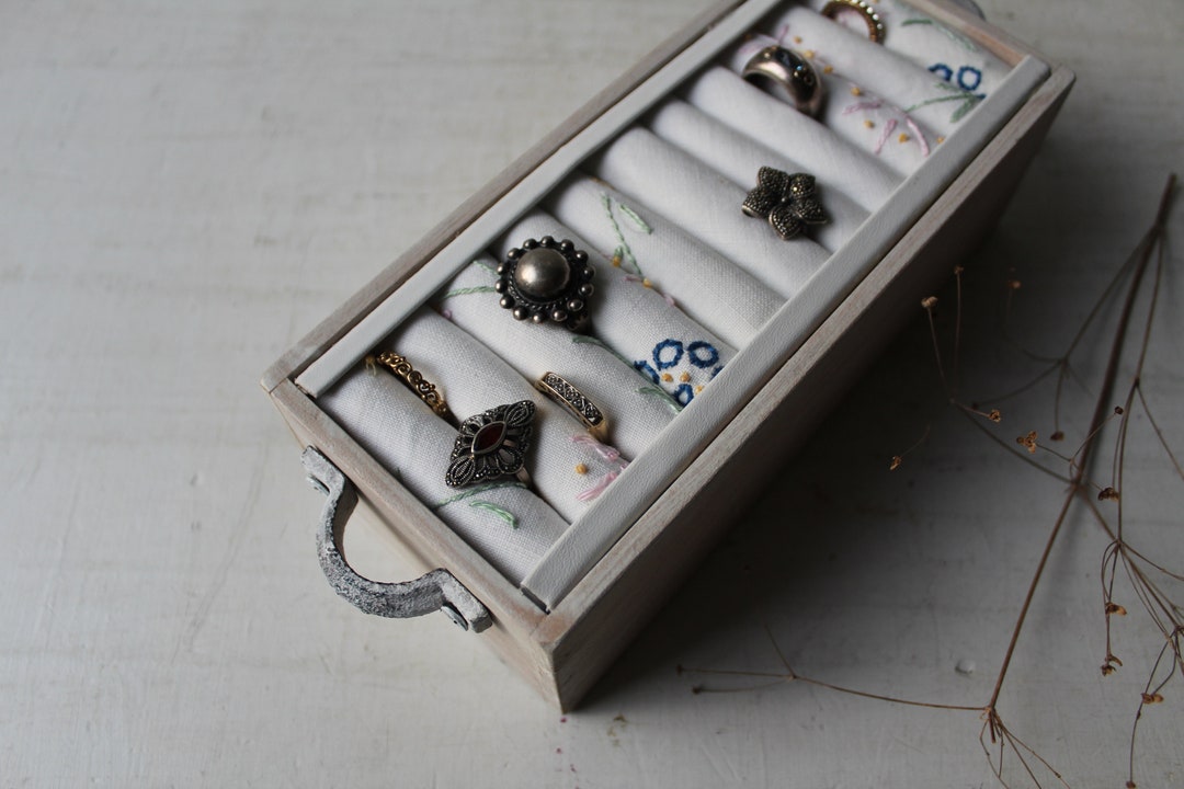 Ring Bangle Bracelet Display Box Whitewashed Wood Box With Vintage ...