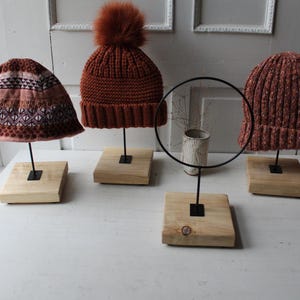ONE Adult Size Knit Hat Display - Salvaged Wood - Retail Craft Fair ...