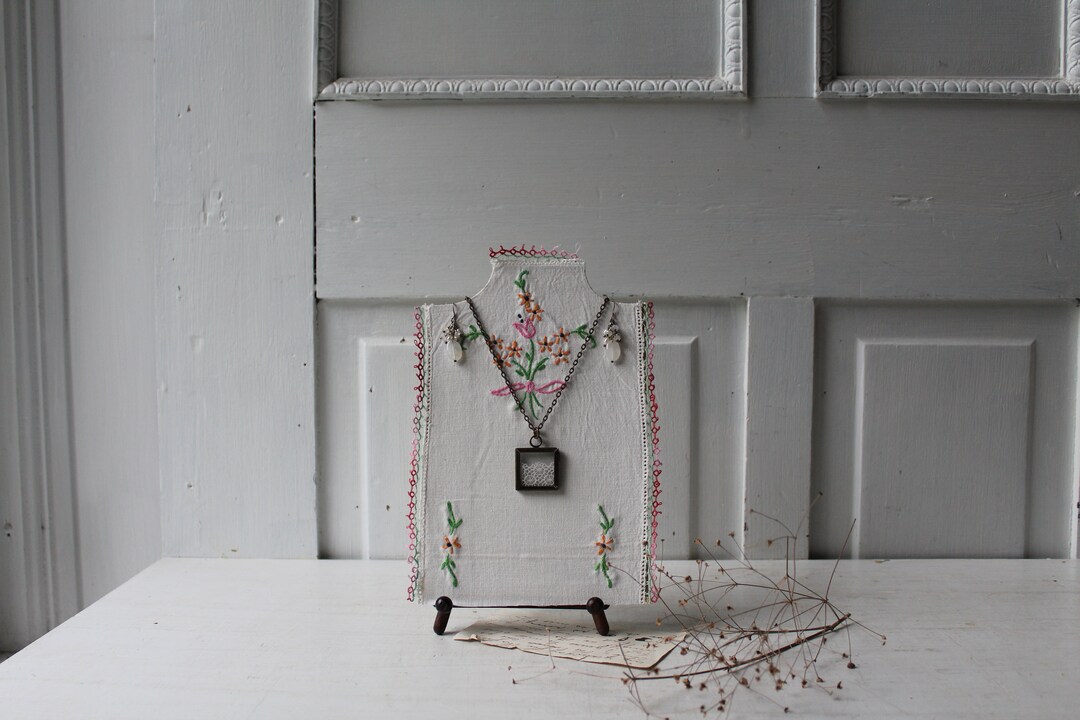 ONE Necklace Display Bust - Photo Prop - Recycled Board W/ Vintage ...