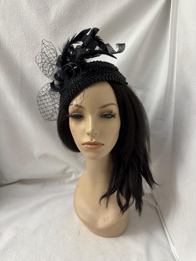 Simple Black Beaded Mini Fascinator Hat With Feathers and Veil for ...