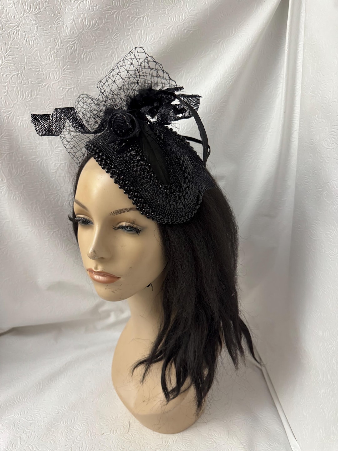 Simple Black Beaded Mini Fascinator Hat With Feathers and Veil for ...