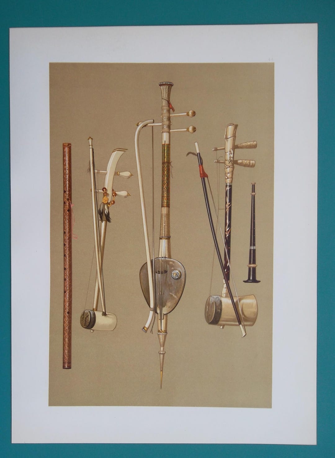 MUSICAL INSTRUMENTS of Thailand Owned by King of Siam Saw Duang Tai Oo ...