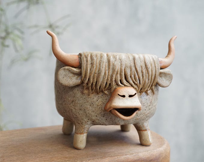 Highland Cow Plant Pot ,cow Pottery Handmade ,black Cow - Etsy