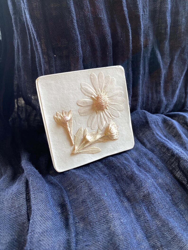 Daisy Botanical Plaster Tile - Etsy