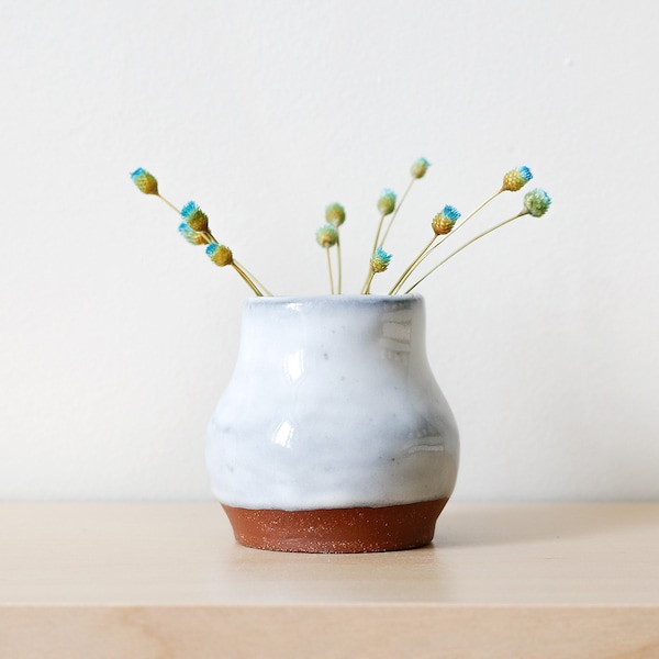 Minimalist Ceramic Vase - Etsy